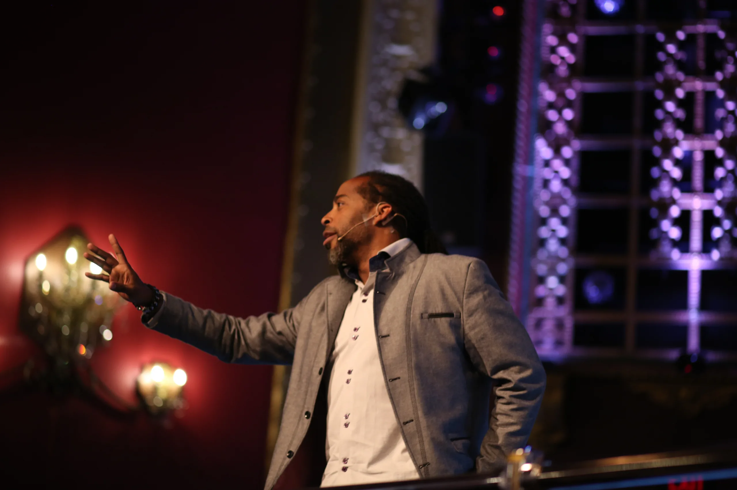 Leadership Through Storytelling: The Power of Poetry - sekouandrews