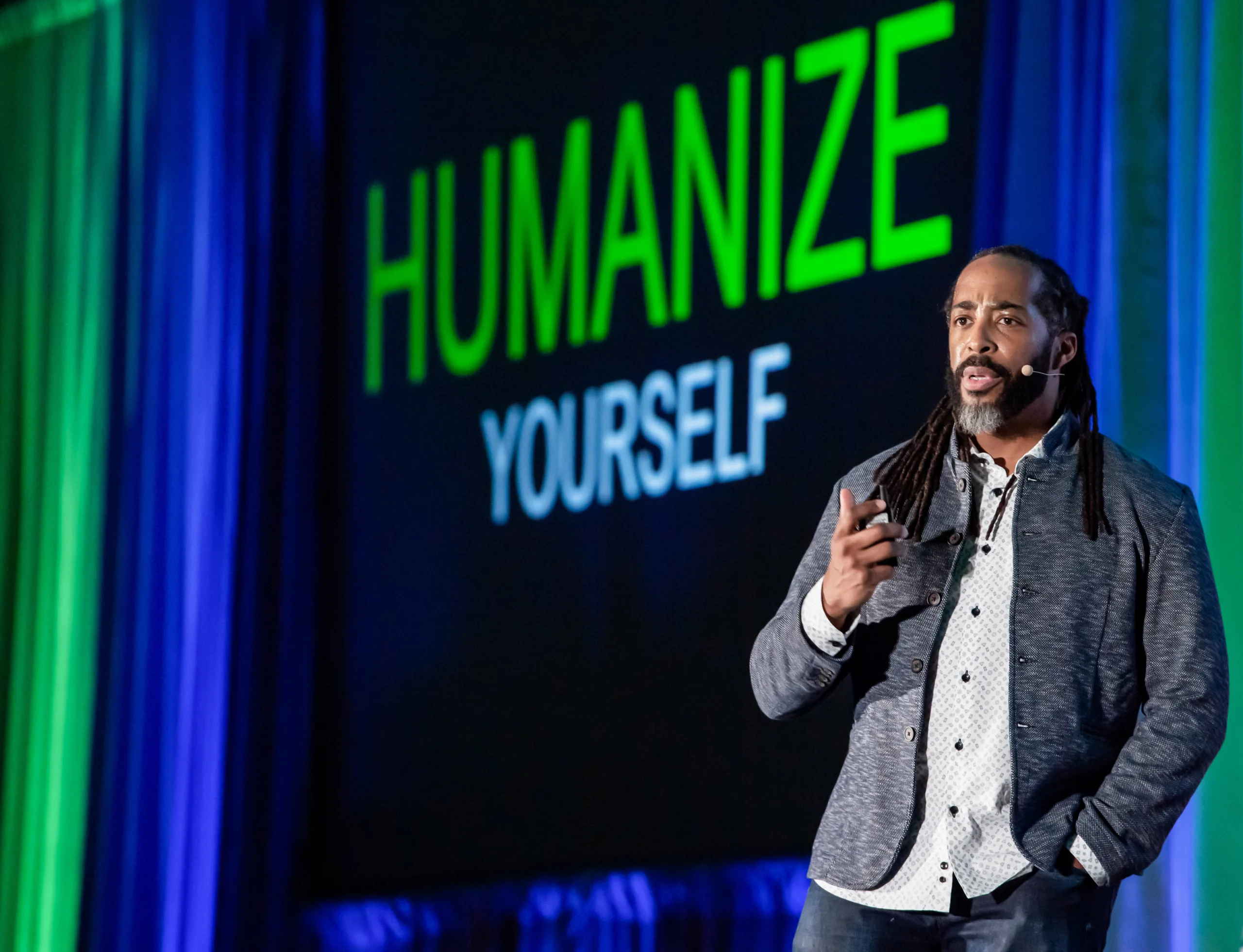 Why Spoken Word Poets Make the Best Public Speakers - sekouandrews