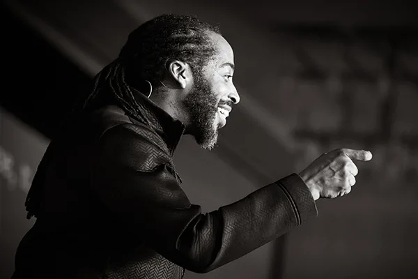 How to Transform a Boring Business Presentation Into a Standing Ovation-Worthy Performance ...